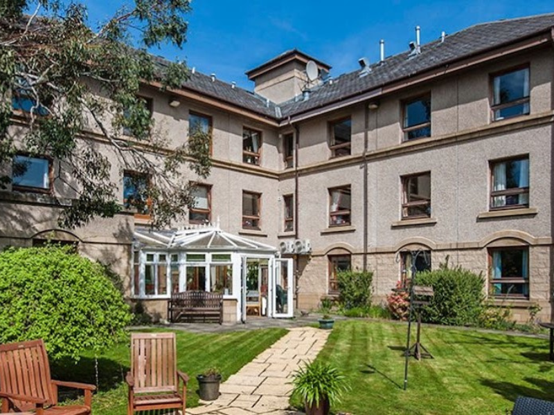 Best Care Homes for Assisted Living in Scotland | Renaissance Care